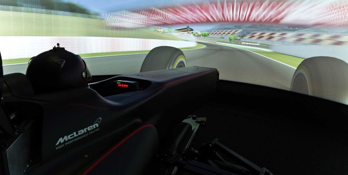 F1: McLaren, un posto al simulatore per un gamer - Formula 1 - Automoto.it